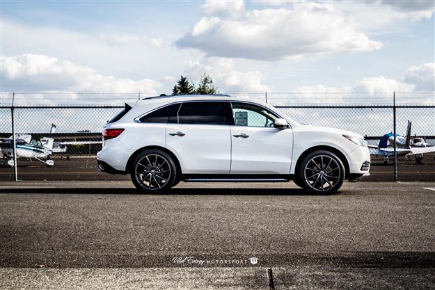 Acura MDX - Vossen CVT