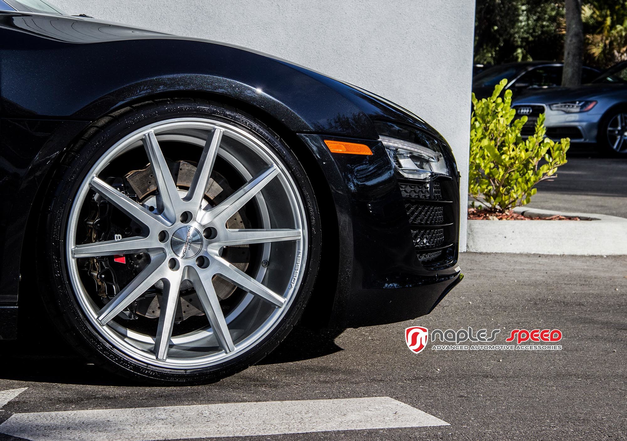 AUDI R8 - VOSSEN FLOW FORMED SERIES: VFS-1
