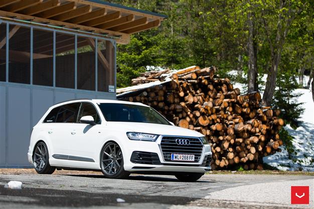 AUDI Q7 - VOSSEN FLOW FORMED SERIES: VFS1