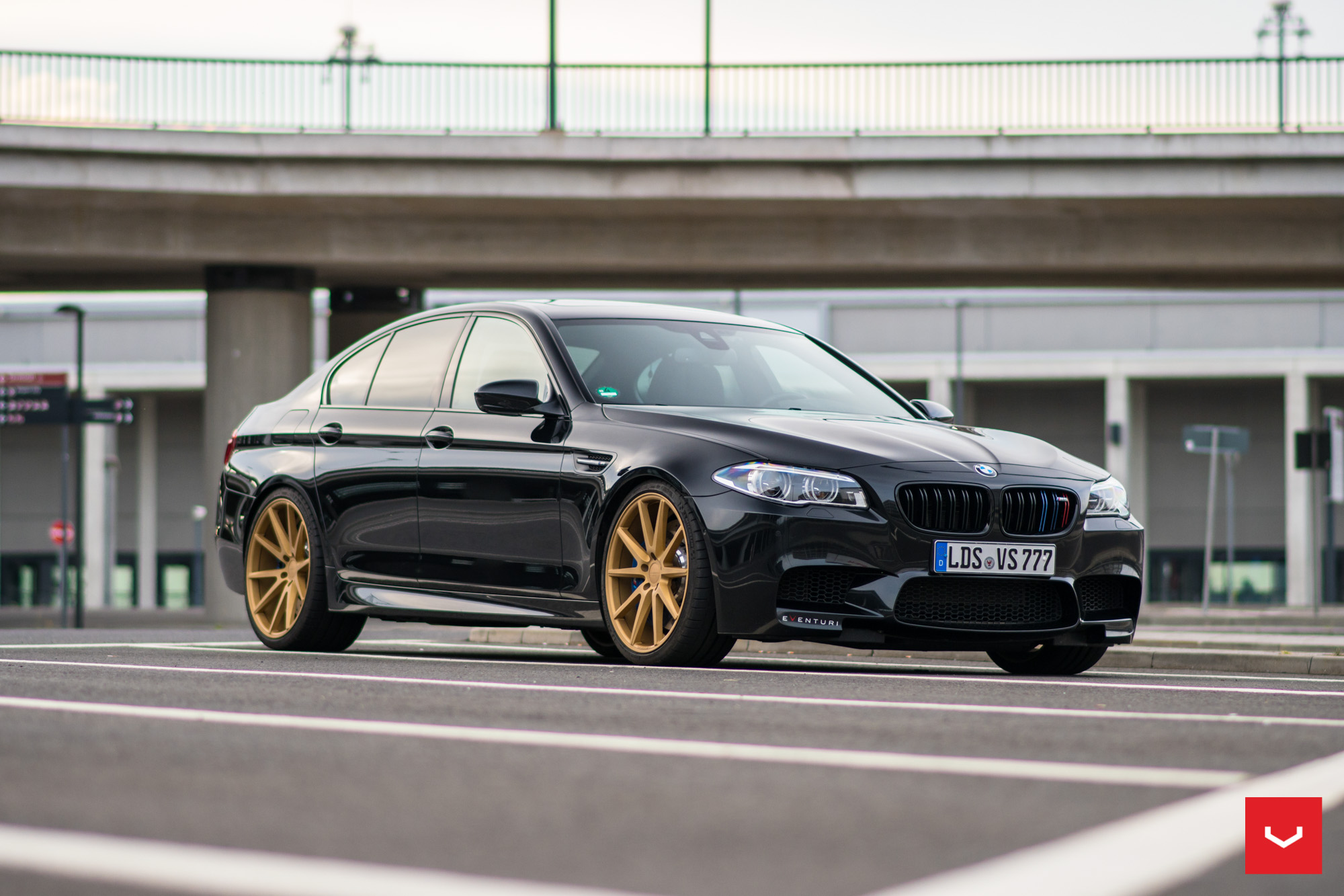 BMW M5 - VOSSEN FLOW FORMED SERIES: VFS1