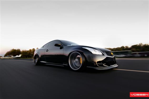 Infiniti G37 - Vossen CV3R