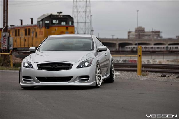 Infiniti G37 - Vossen CV1