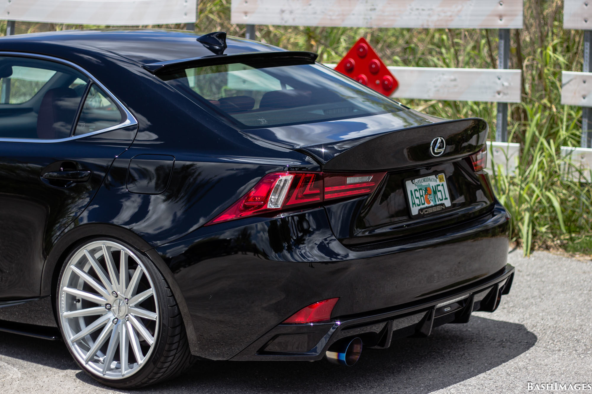 LEXUS IS - VOSSEN FLOW FORMED SERIES: VFS-2