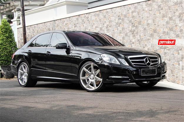 MERCEDES BENZ E CLASS - VOSSEN: CV7