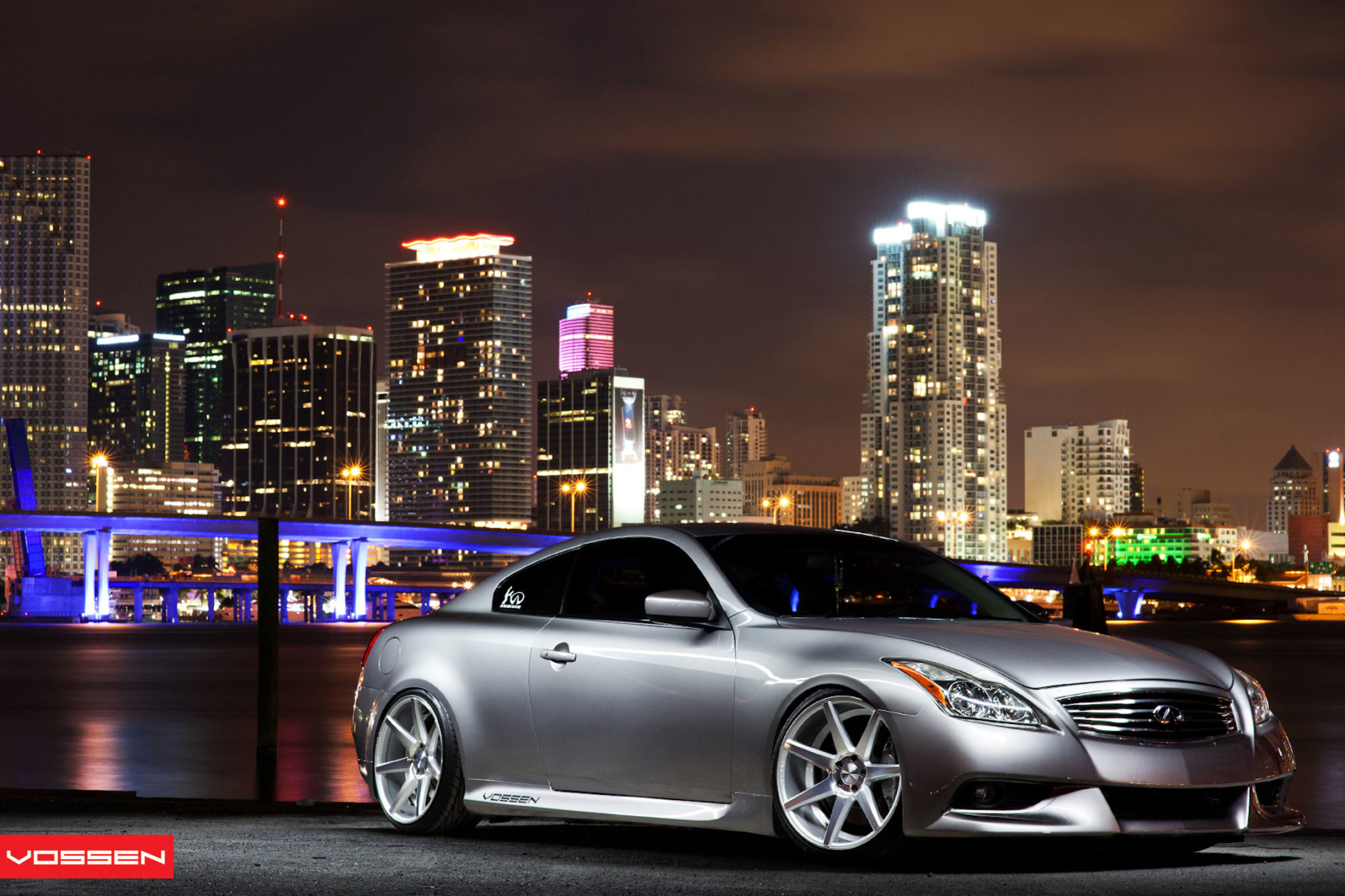 Infiniti G37 - Vossen CV7