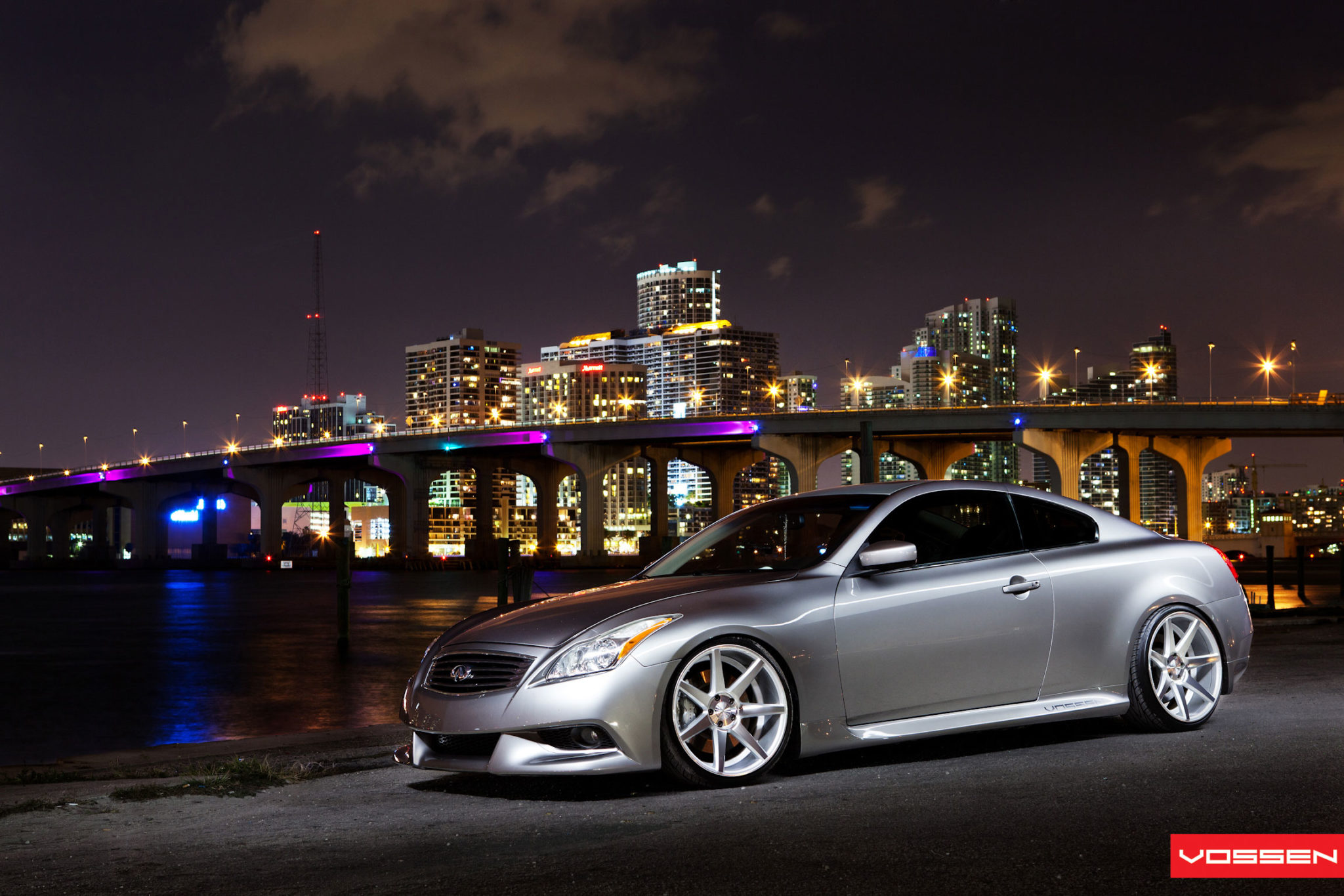 Infiniti G37 - Vossen CV7