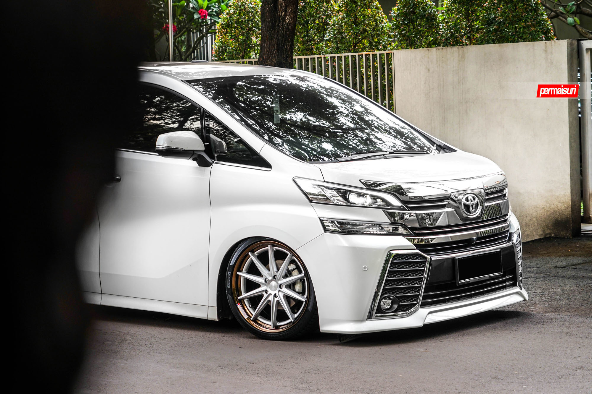 TOYOTA VELLFIRE - VOSSEN X WORK SERIES: VWS-1