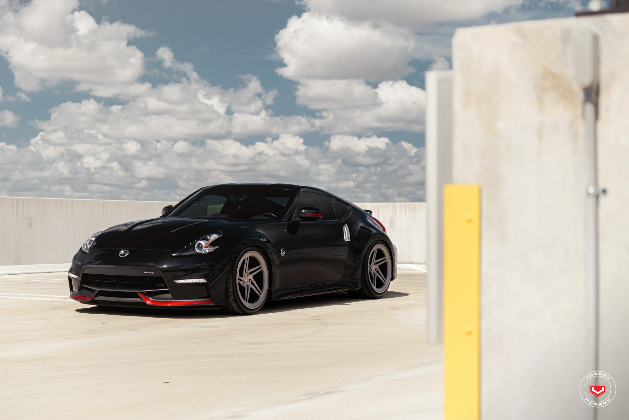 NISSAN 370Z - VOSSEN FORGED: LC SERIES: LC-102T