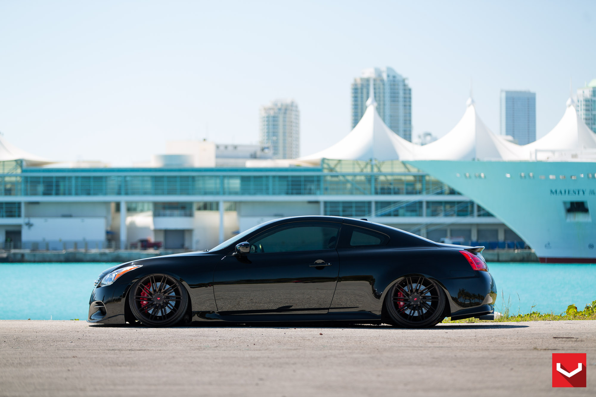 Diego's Infiniti G37s VPS-309