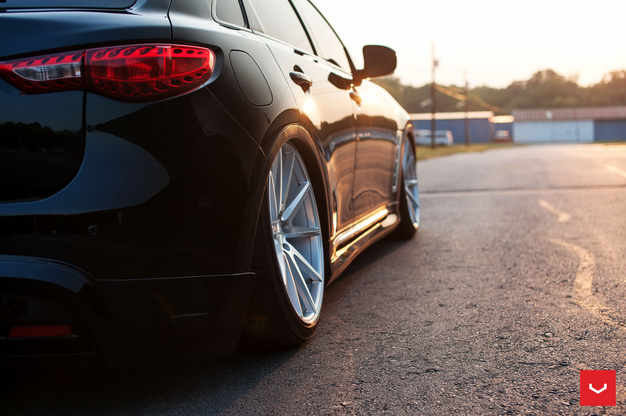 Infiniti FX35 on Vossen VFS-1 Wheels