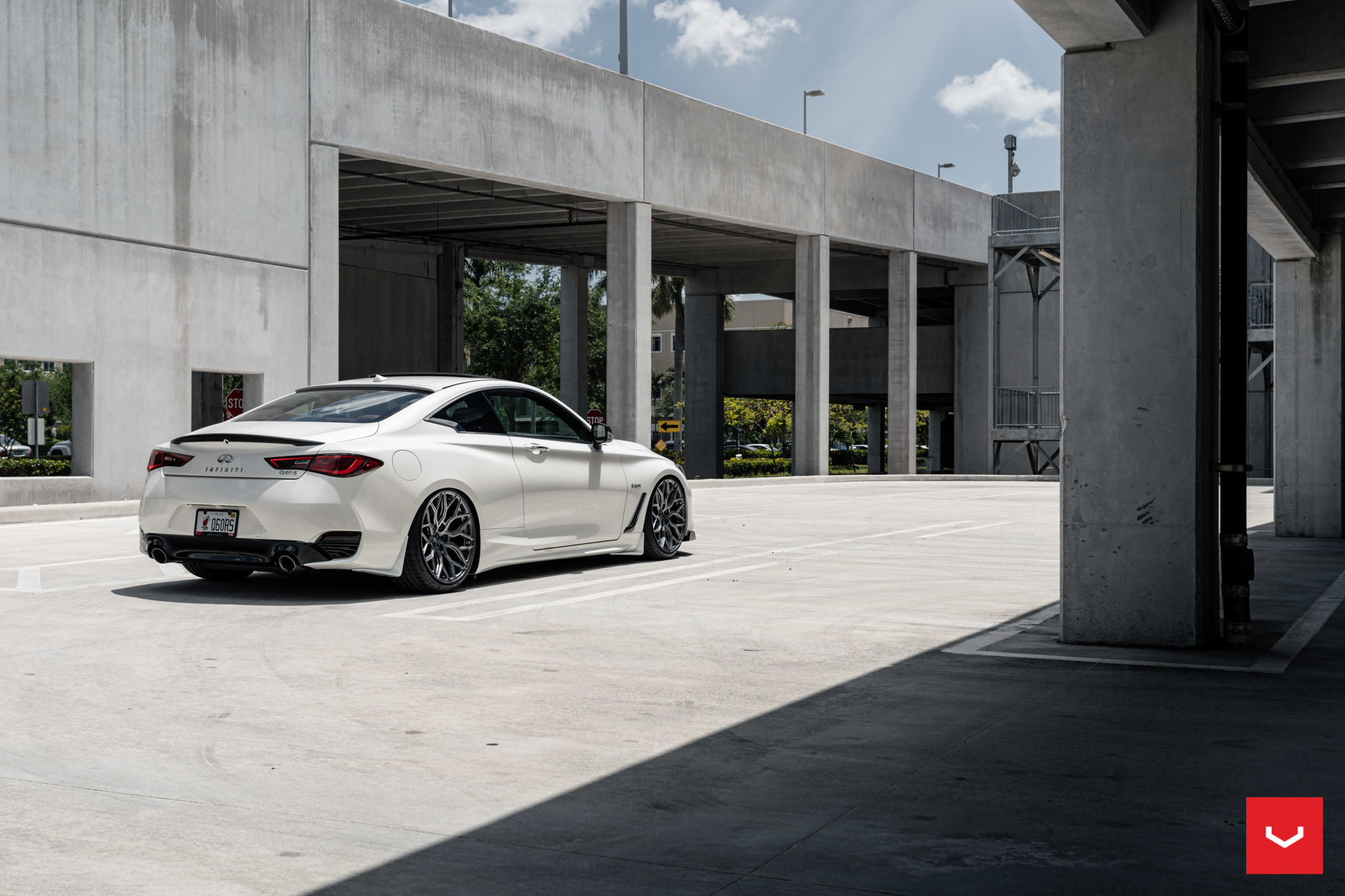 INFINITI Q60 - VOSSEN HYBRID FORGED SERIES: HF-2 - Vossen Wheels