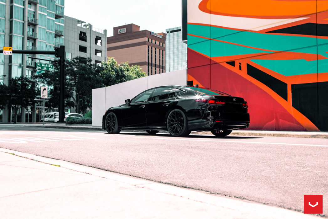 LEXUS LS500 - HYBRID FORGED SERIES: HF-2 - Vossen Wheels