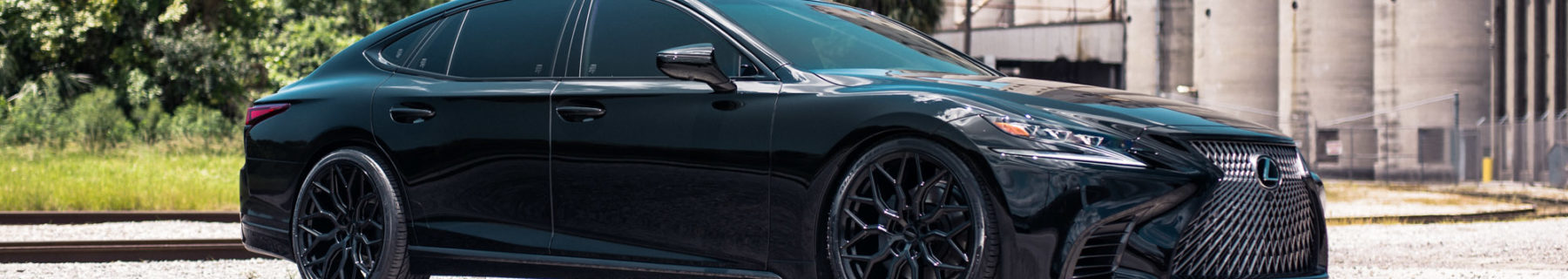 LEXUS LS500 - HYBRID FORGED SERIES: HF-2 - Vossen Wheels