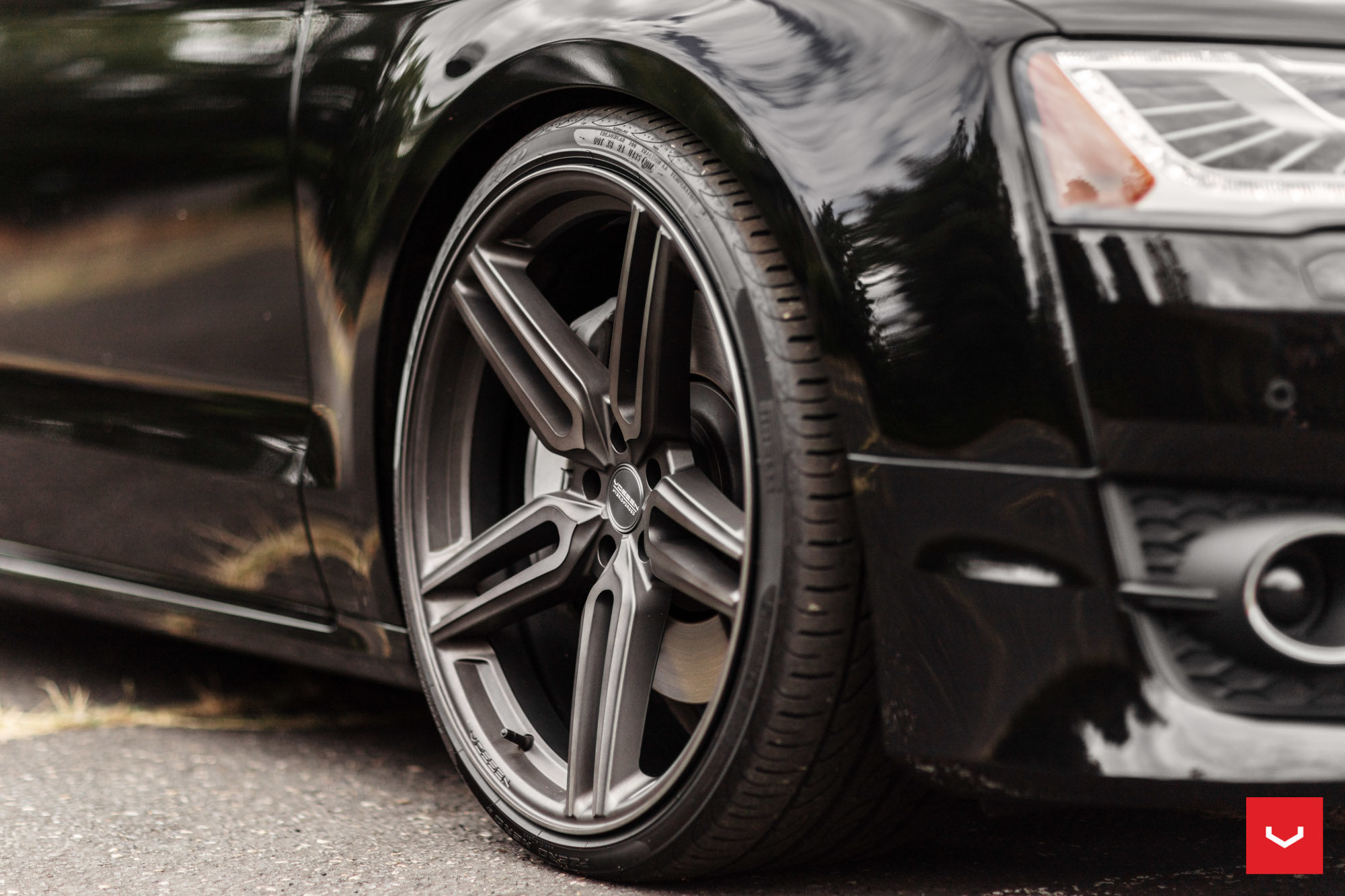 AUDI A8 - HYBRID FORGED SERIES: HF-1 - Vossen Wheels