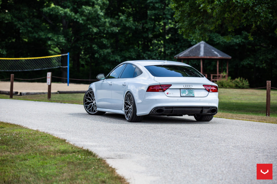 AUDI RS7 - HYBRID FORGED SERIES: HF-2 - Vossen Wheels