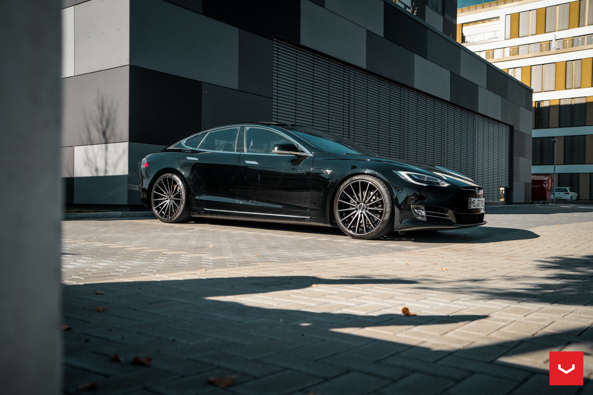 TESLA MODEL S - HYBRID FORGED SERIES: VFS-2 - Vossen Wheels