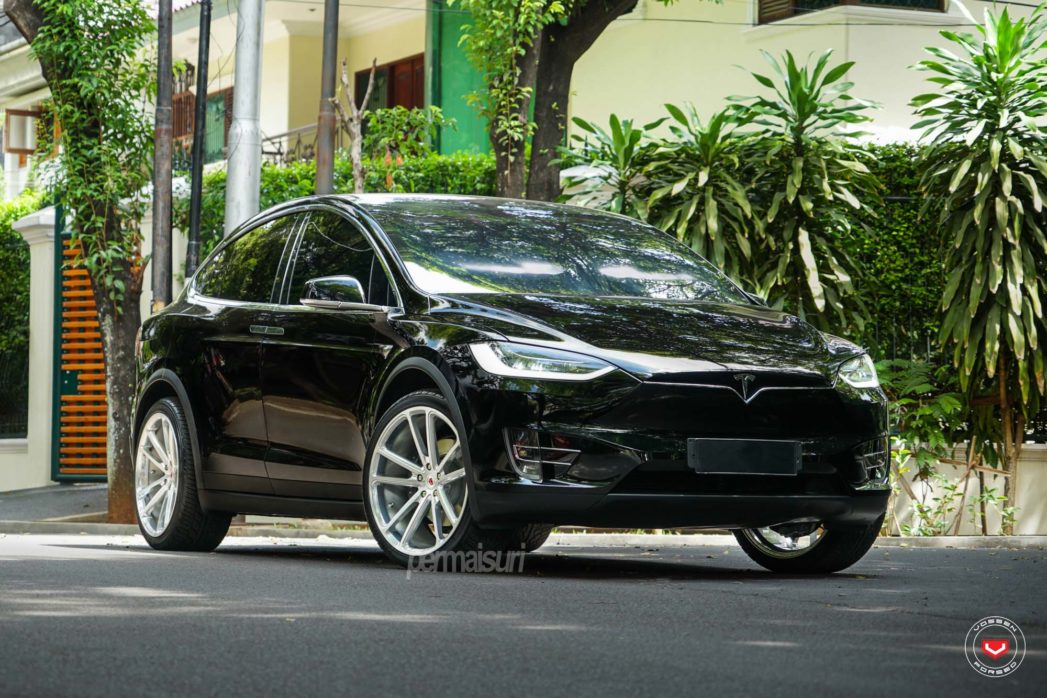 TESLA MODEL X - VOSSEN FORGED: CG SERIES: CG-203 - Vossen Wheels