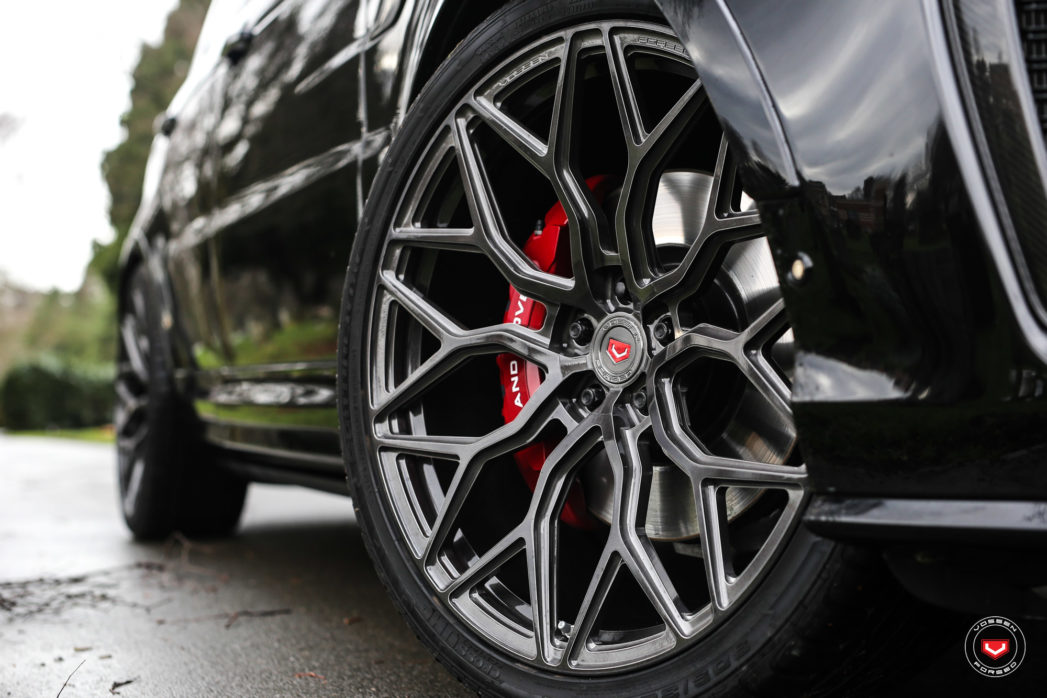 RANGE ROVER SVR - VOSSEN FORGED - SERIES 17: S17-01 - Vossen Wheels