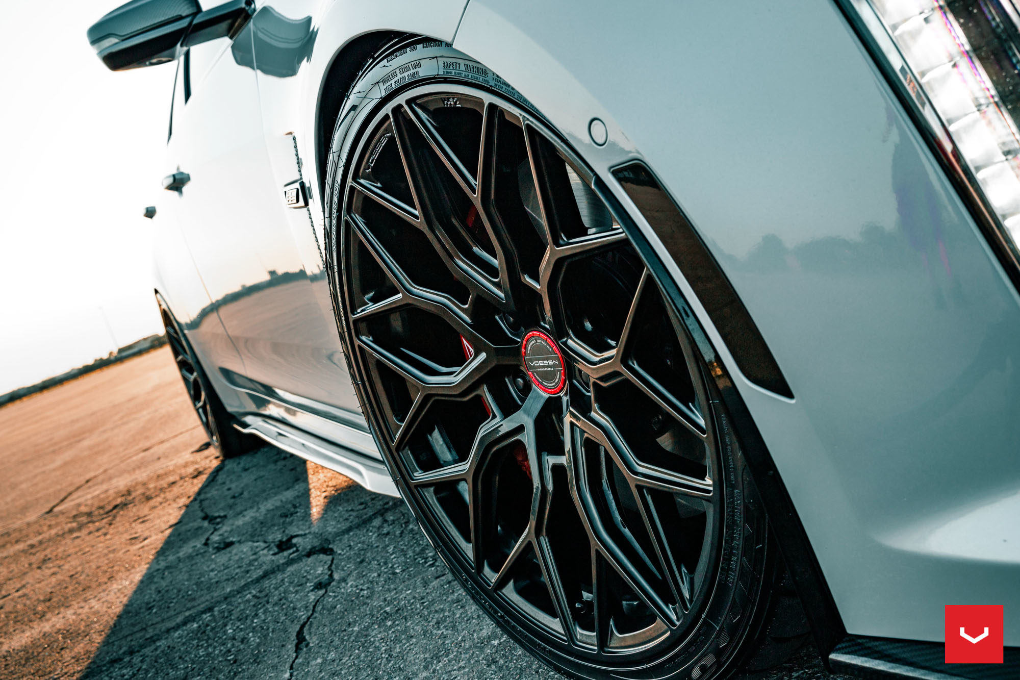 CADILLAC CTS-V - HYBRID FORGED SERIES: HF-2 - Vossen Wheels