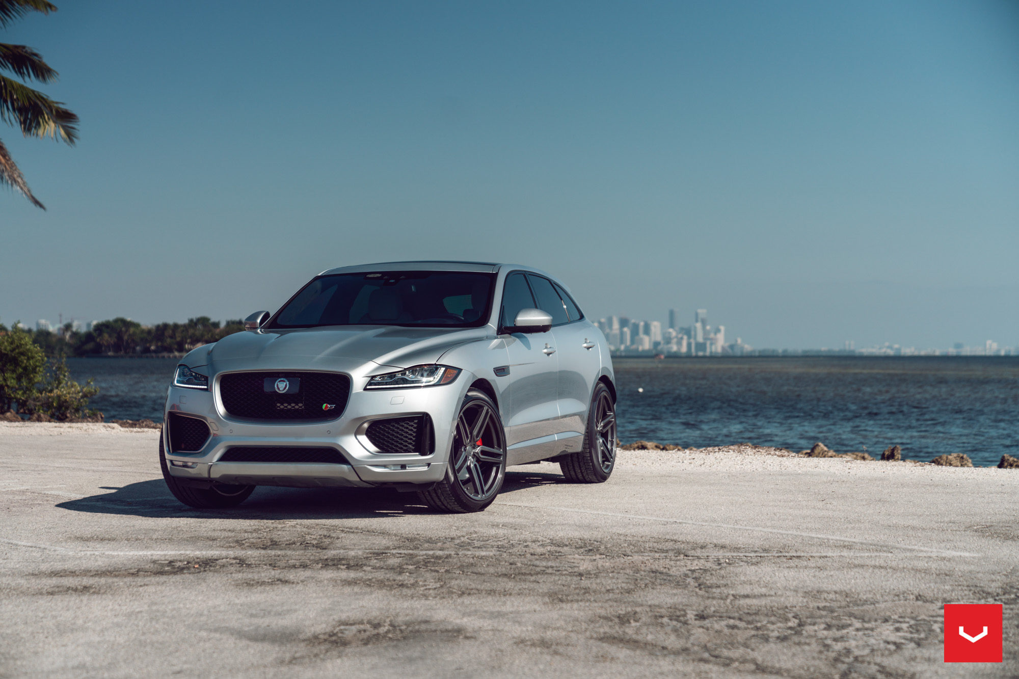 JAGUAR F PACE - HYBRID FORGED SERIES: HF-1 - Vossen Wheels