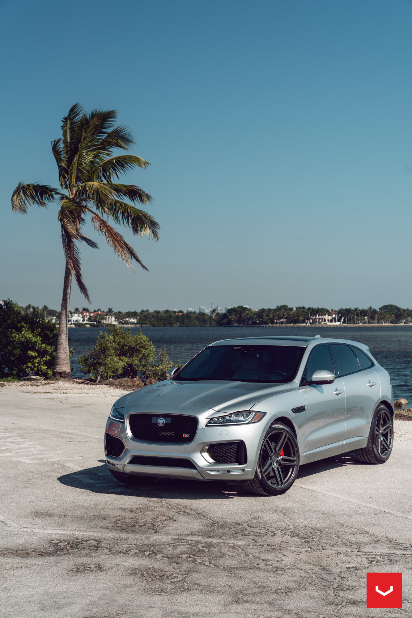 JAGUAR F PACE - HYBRID FORGED SERIES: HF-1 - Vossen Wheels