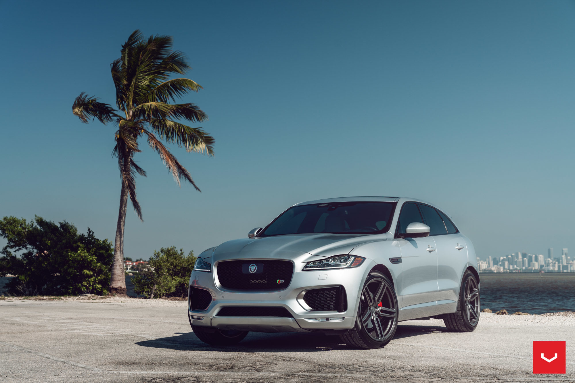 JAGUAR F PACE - HYBRID FORGED SERIES: HF-1 - Vossen Wheels