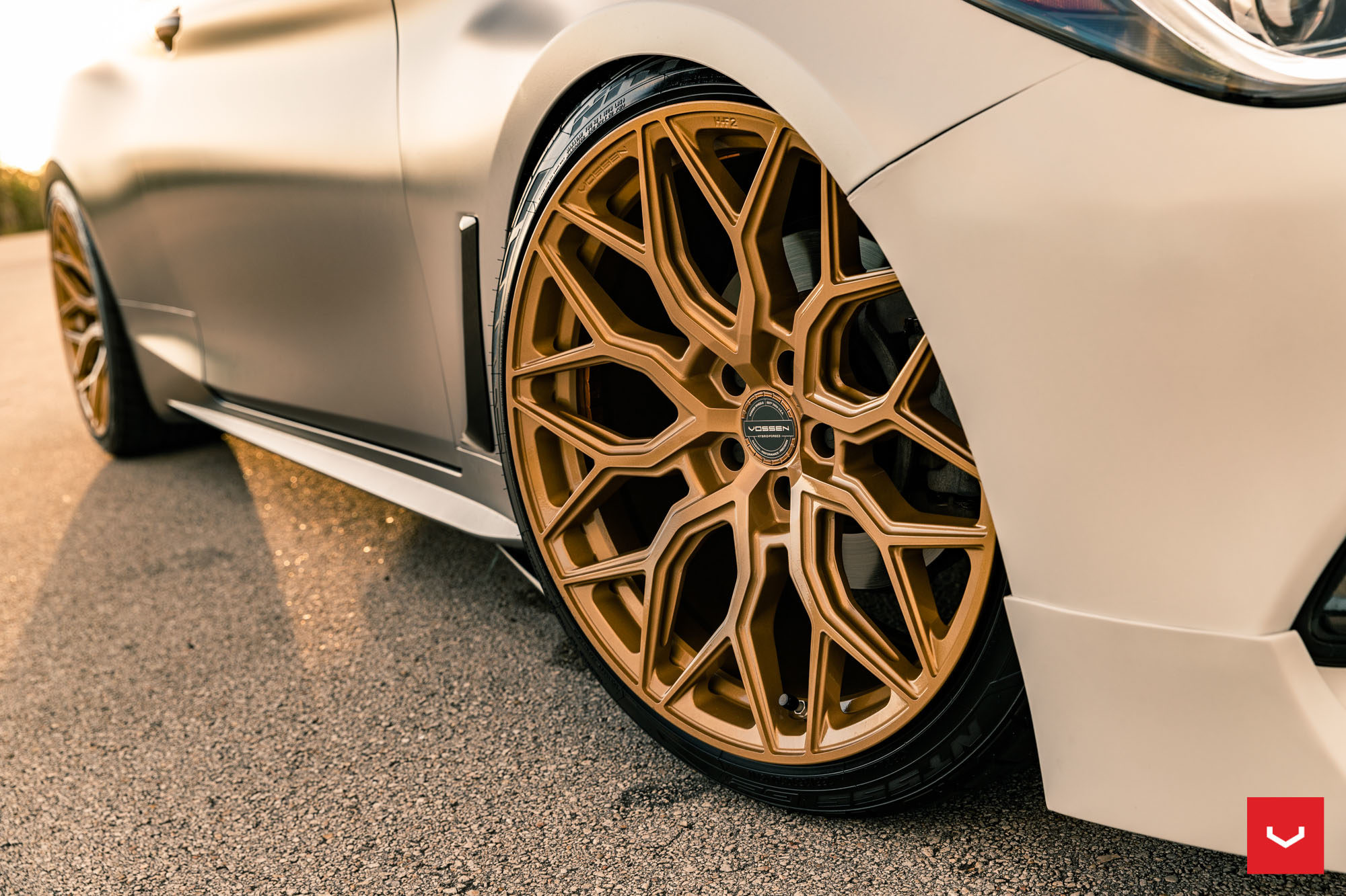 INFINITI Q60S - HYBRID FORGED SERIES: HF-2 - Vossen Wheels