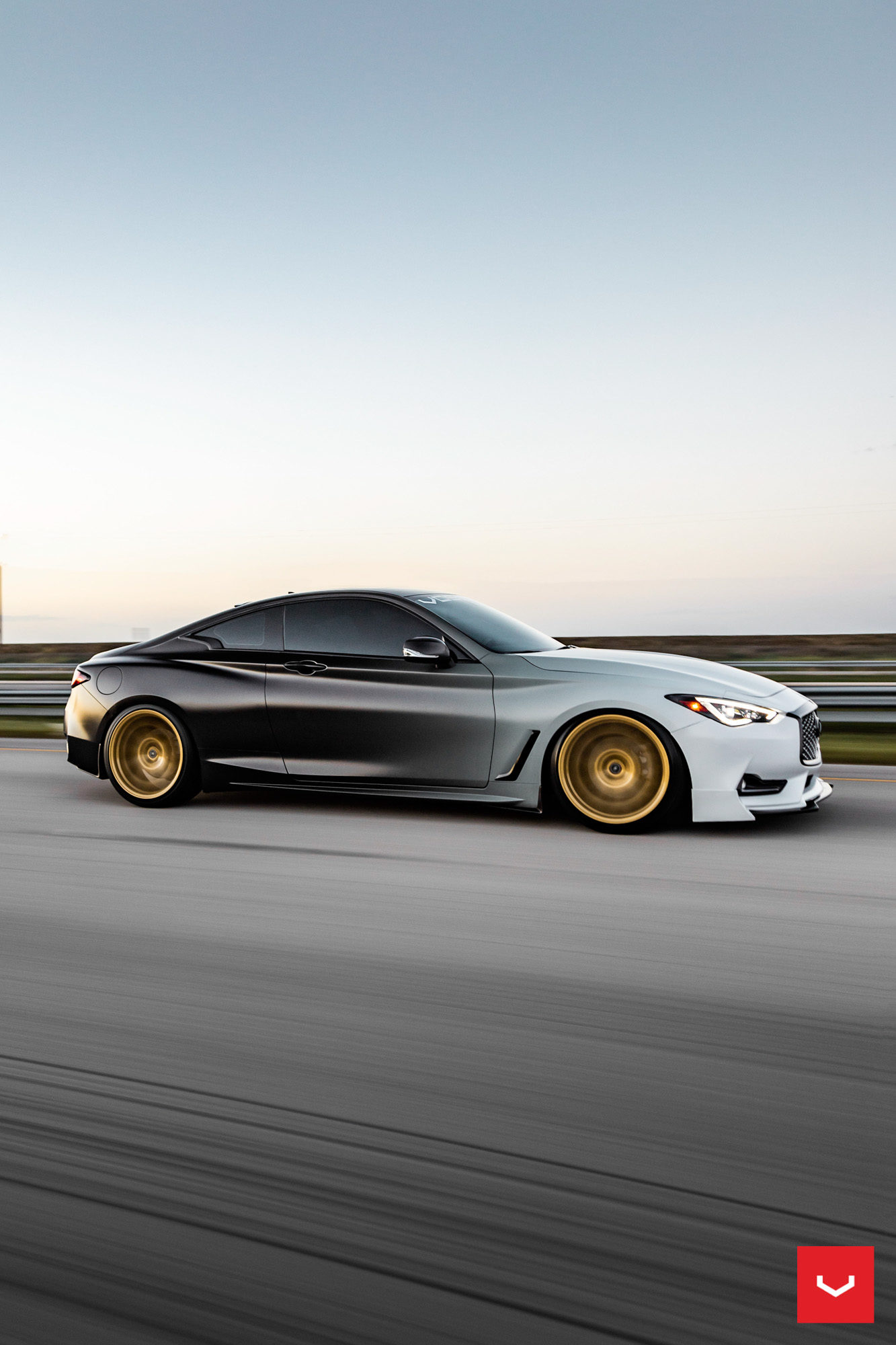 INFINITI Q60S - HYBRID FORGED SERIES: HF-2 - Vossen Wheels