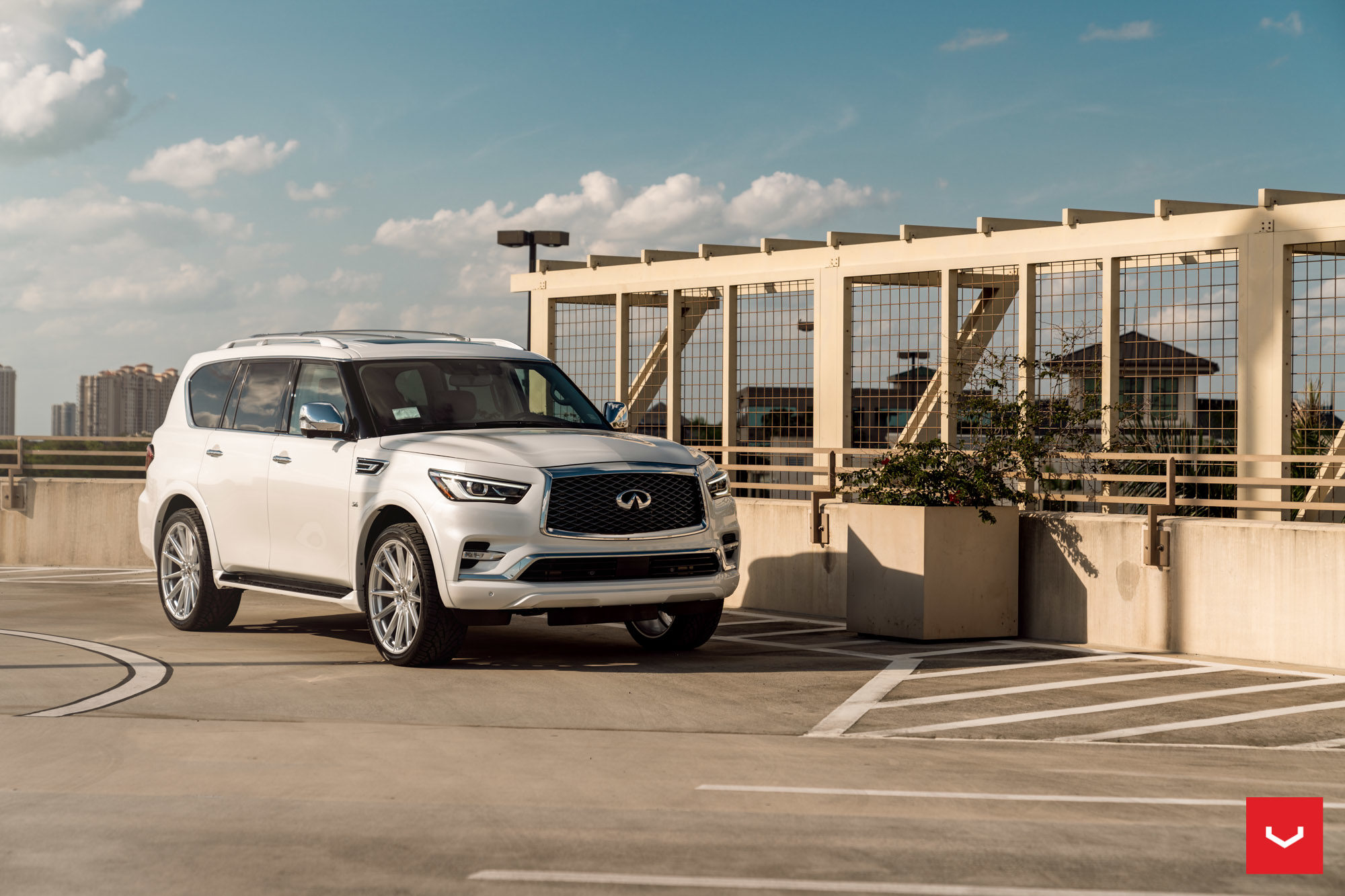 INFINITI QX80 - HYBRID FORGED SERIES: HF6-1 - Vossen Wheels