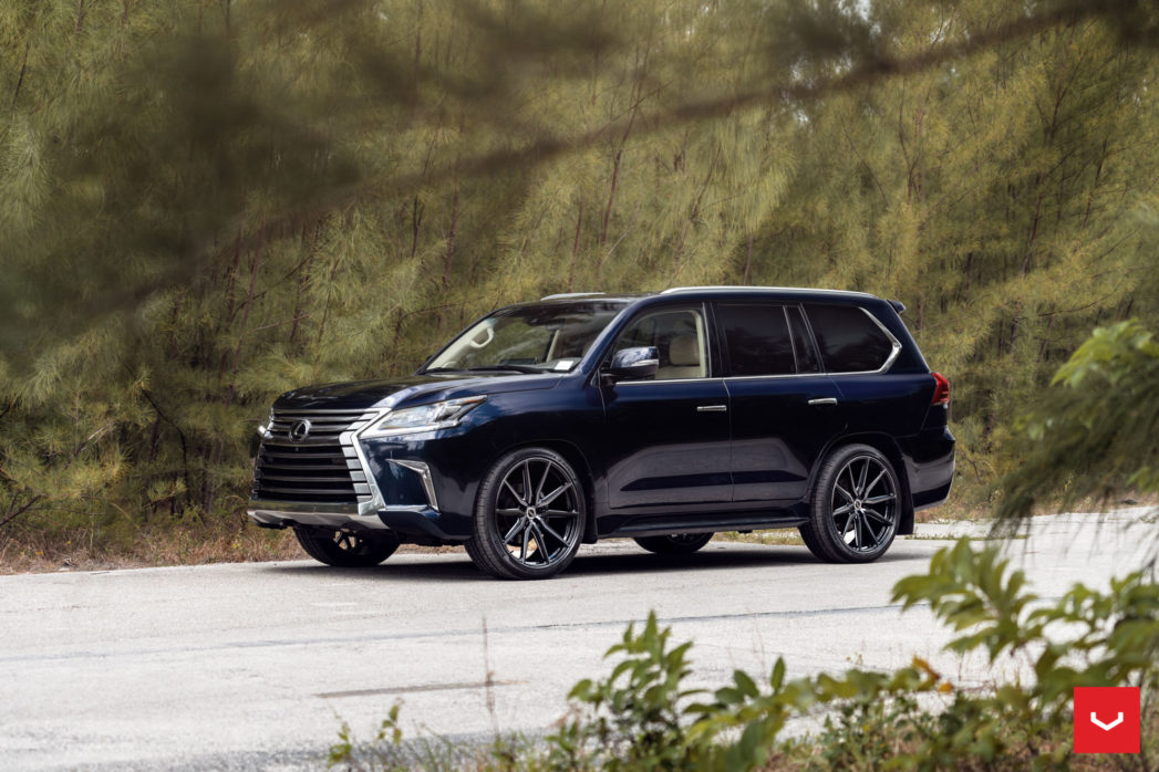 LEXUS LX570 - HYBRID FORGED: HF-3 - Vossen Wheels