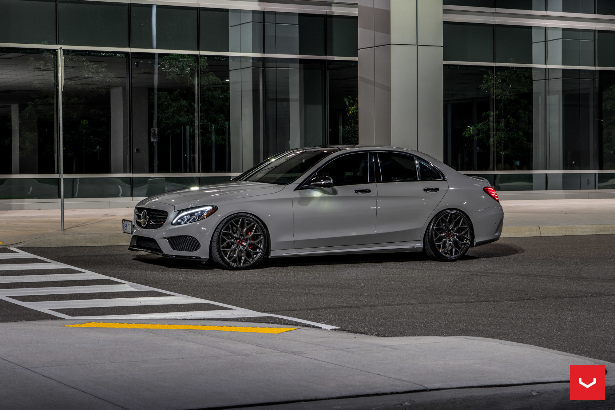 MERCEDES BENZ C400 - HYBRID FORGED: HF-2 - Vossen Wheels