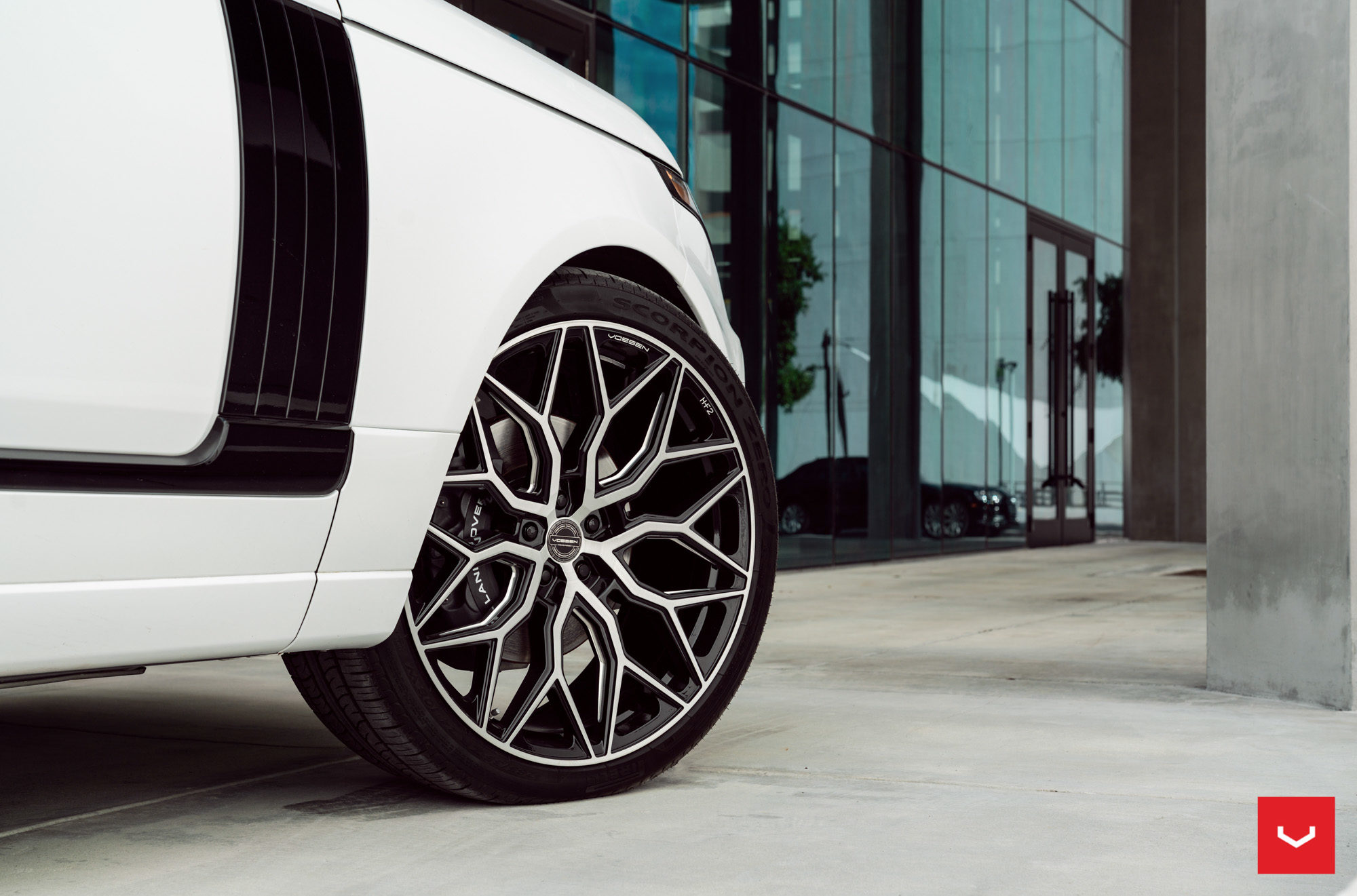URBAN AUTOMOTIVE RANGE ROVER - HYBRID FORGED: HF-2 - Vossen Wheels