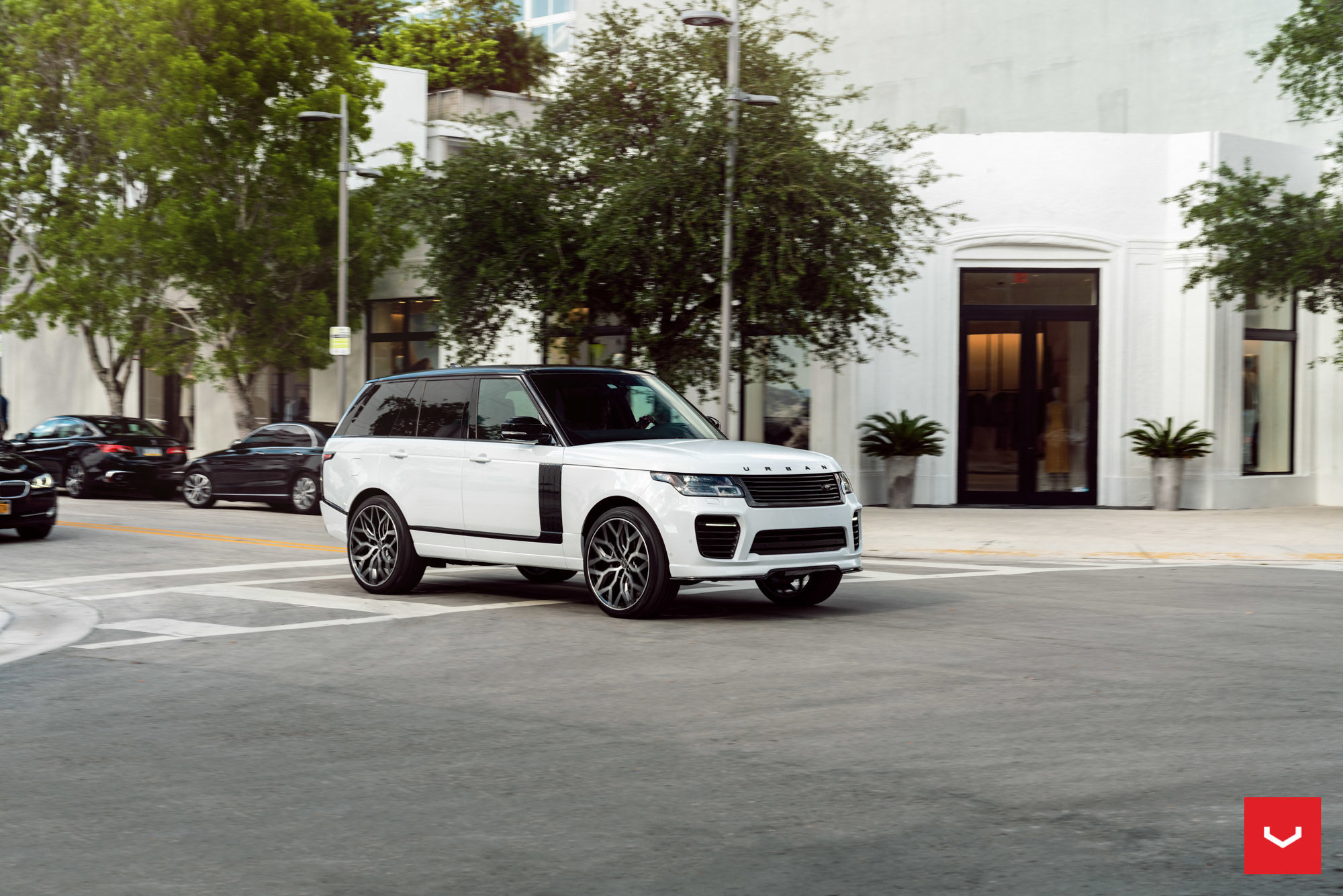 URBAN AUTOMOTIVE RANGE ROVER - HYBRID FORGED: HF-2 - Vossen Wheels