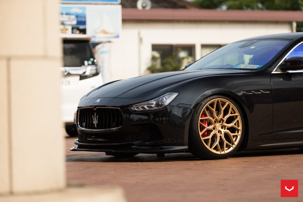 MASERATI QUATTROPORTE - HYBRID FORGED SERIES: HF-2 - Vossen Wheels