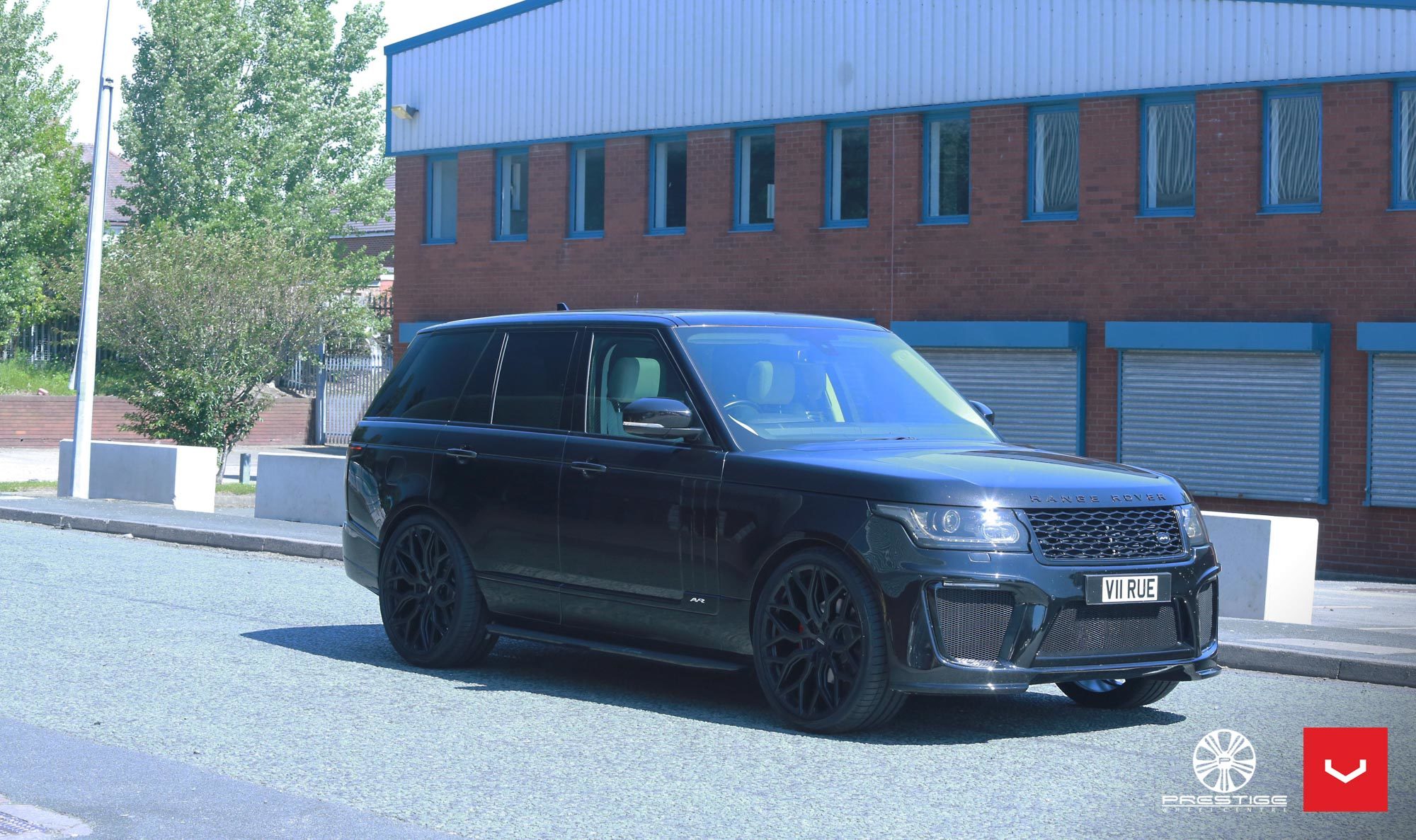 RANGE ROVER VOGUE - HYBRID FORGED SERIES: HF-2 - Vossen Wheels
