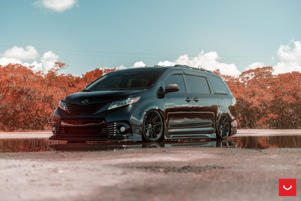 TOYOTA SIENNA - CV SERIES: CV10 - Vossen Wheels