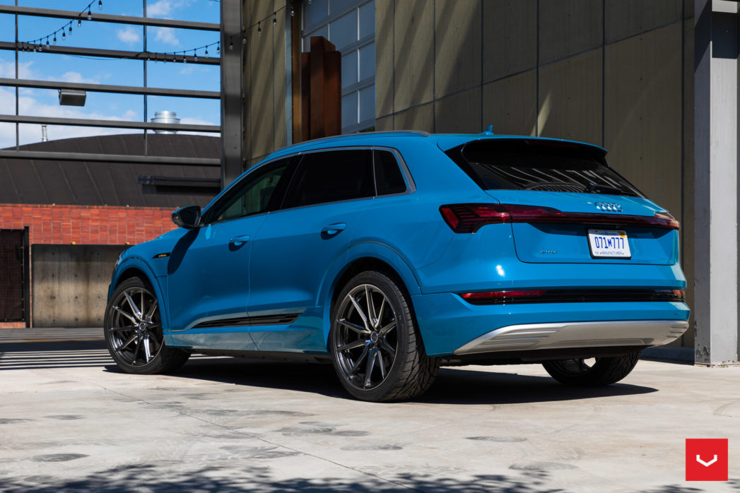AUDI E-TRON - HYBRID FORGED SERIES: HF-3 - Vossen Wheels