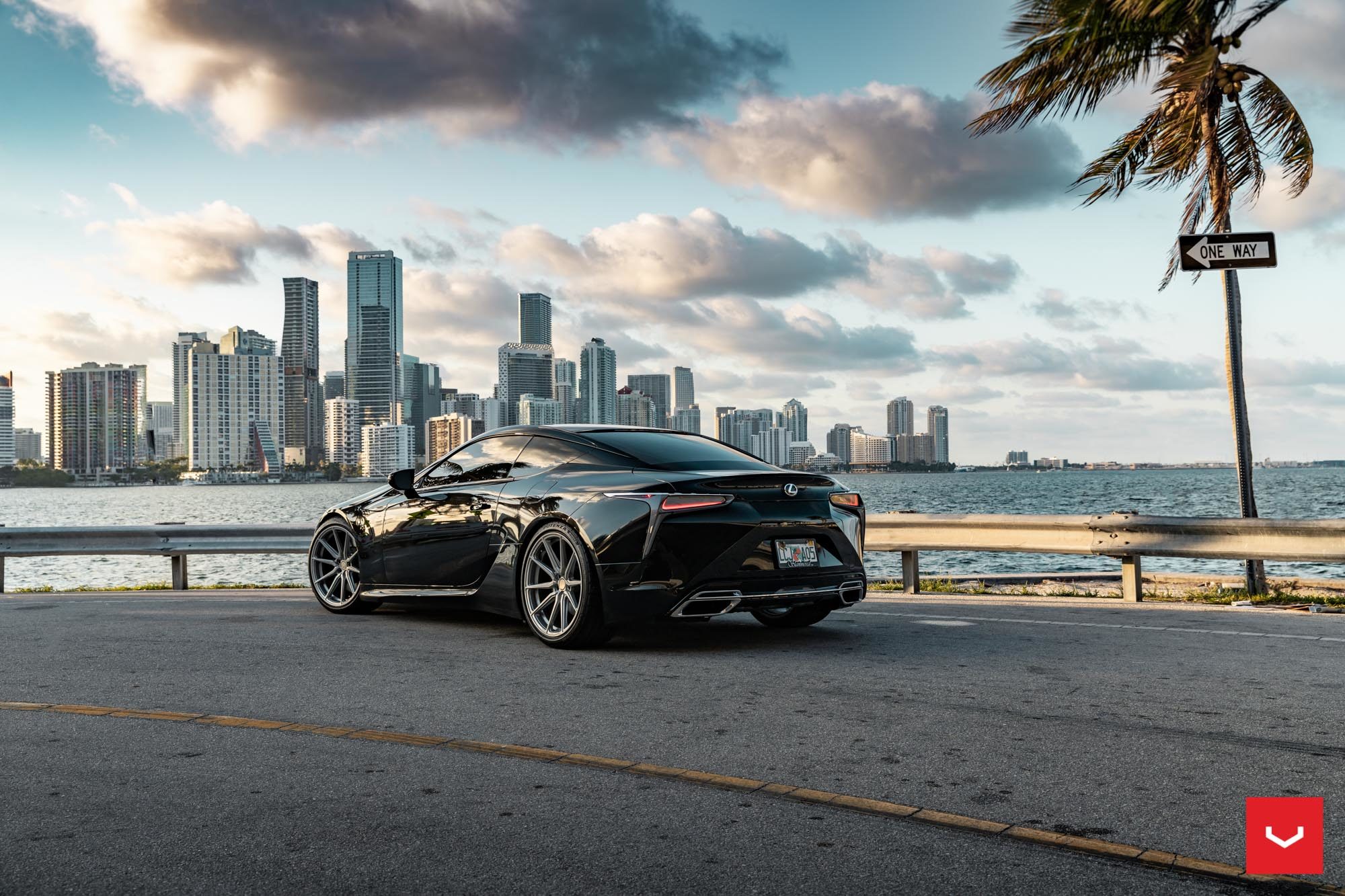 LEXUS LC500 - HYBRID FORGED SERIES: HF-3 - Vossen Wheels