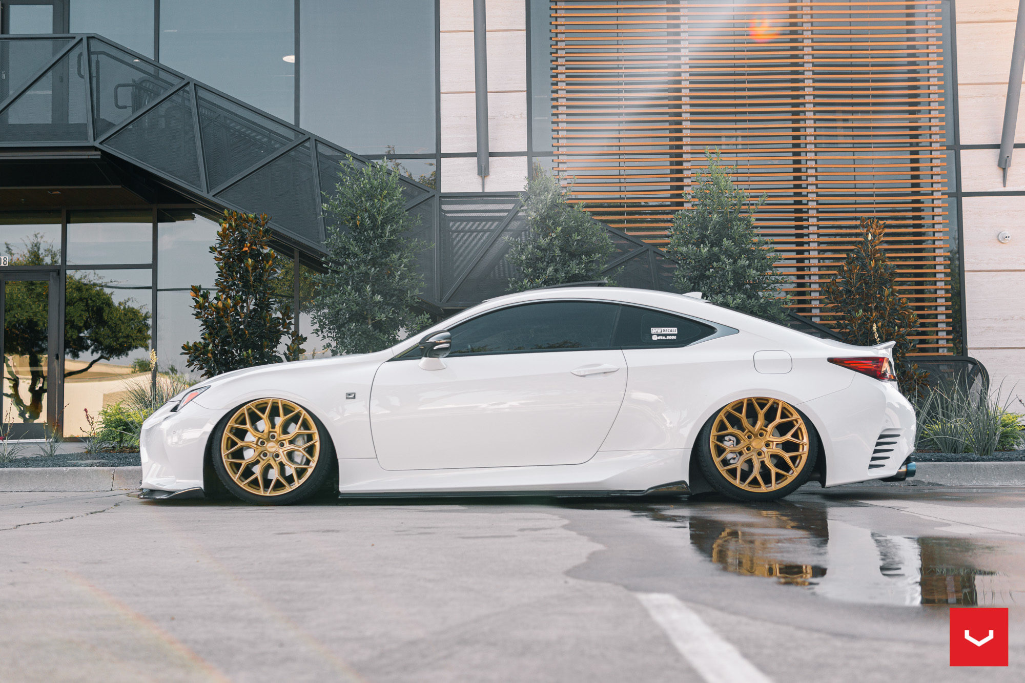 LEXUS RC 200t F-SPORT - HYBRID FORGED SERIES: HF-2 - Vossen Wheels
