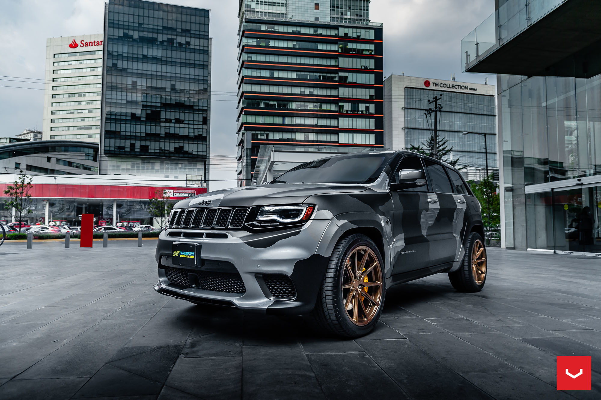 JEEP TRACKHAWK - HYBRID FORGED SERIES: HF-3 - Vossen Wheels
