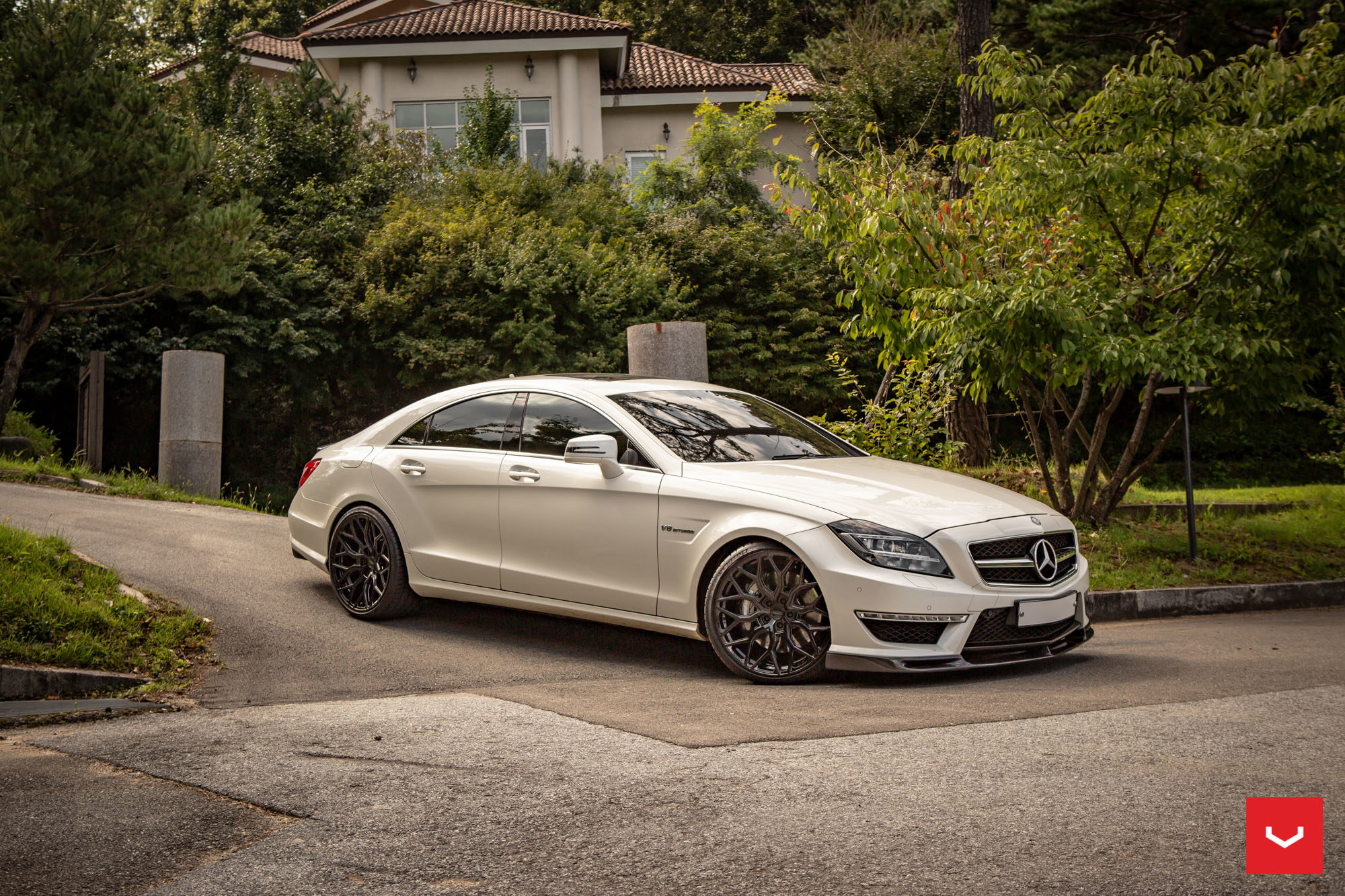 MERCEDES-BENZ CLS63 AMG - HYBRID FORGED SERIES: HF-2 - Vossen Wheels