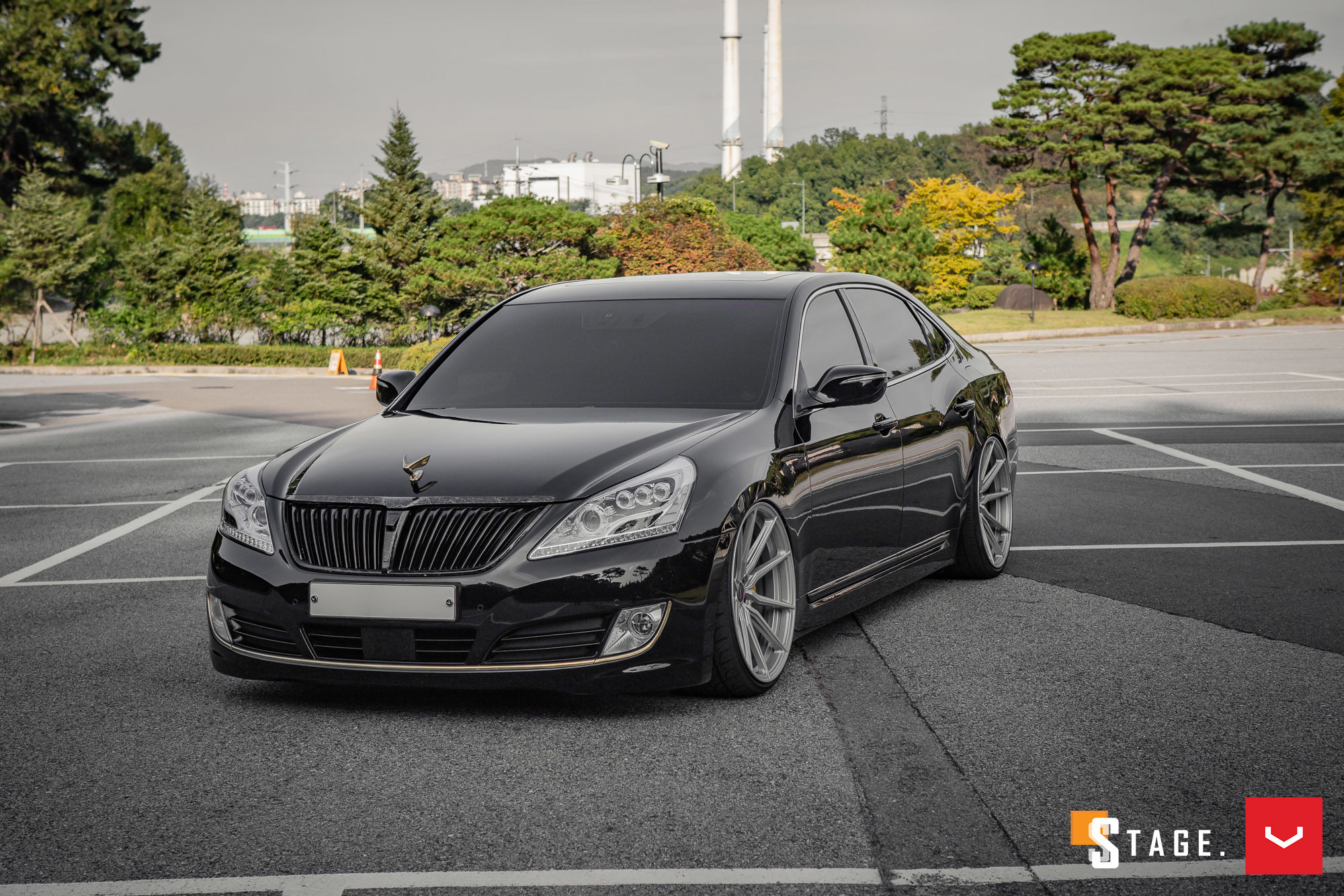 HYUNDAI EQUUS - HYBRID FORGED SERIES: HF-3 - Vossen Wheels