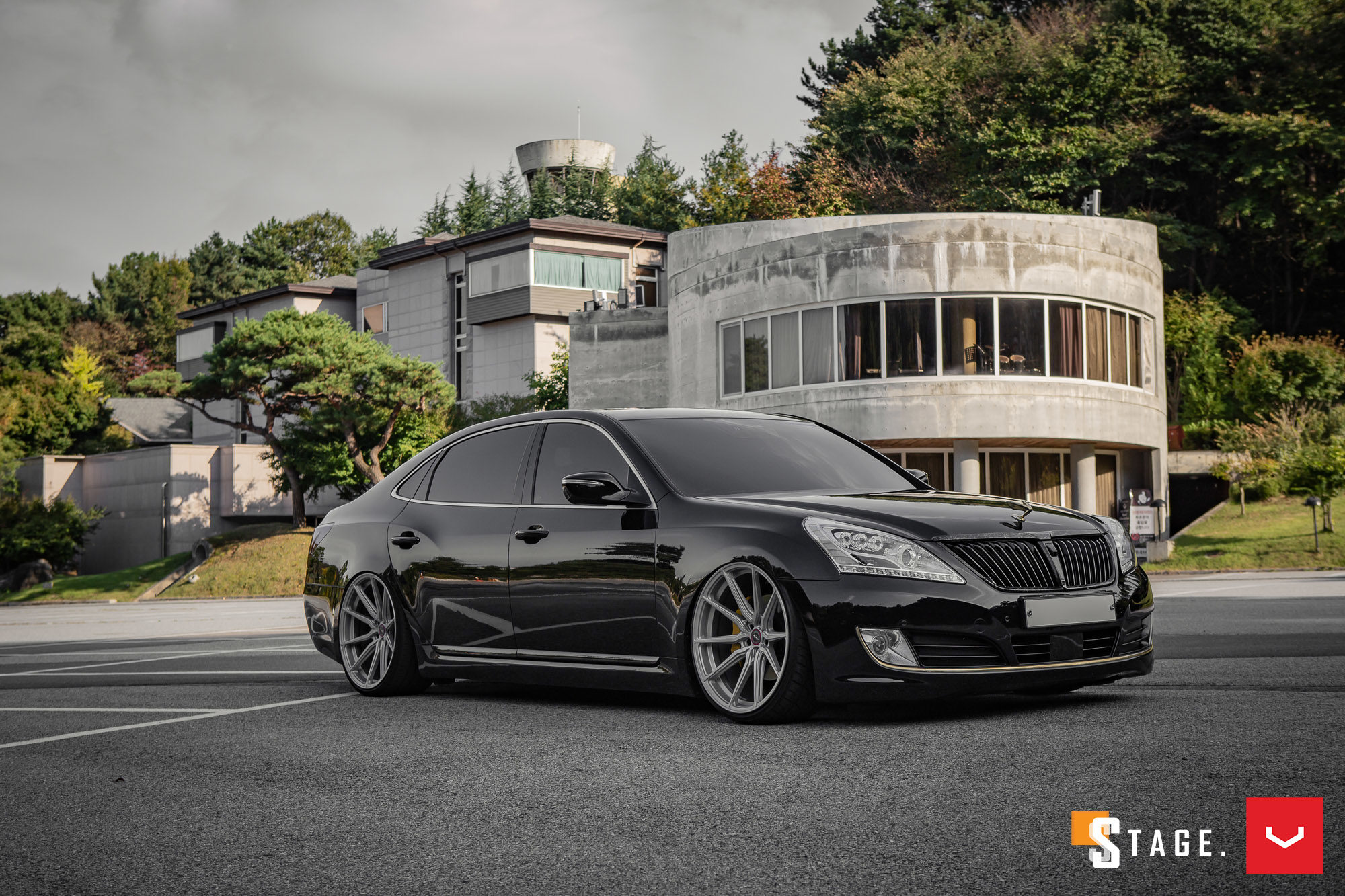 HYUNDAI EQUUS - HYBRID FORGED SERIES: HF-3 - Vossen Wheels