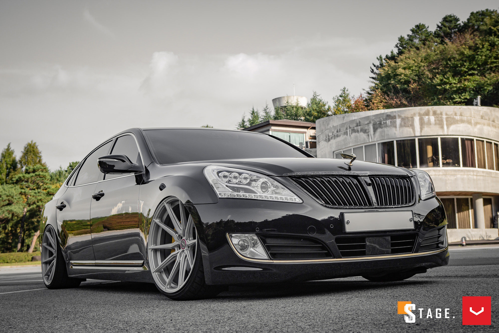 HYUNDAI EQUUS - HYBRID FORGED SERIES: HF-3 - Vossen Wheels