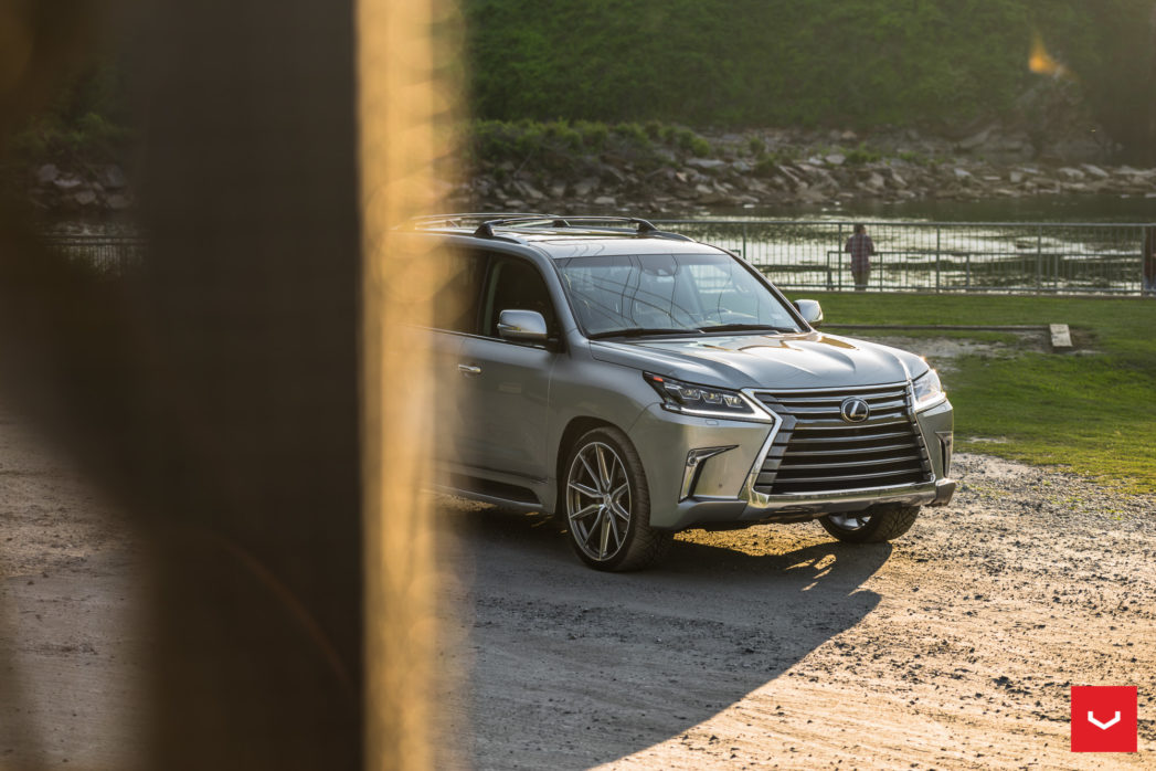 LEXUS LX 570 - HYBRID FORGED SERIES: HF-3 - Vossen Wheels