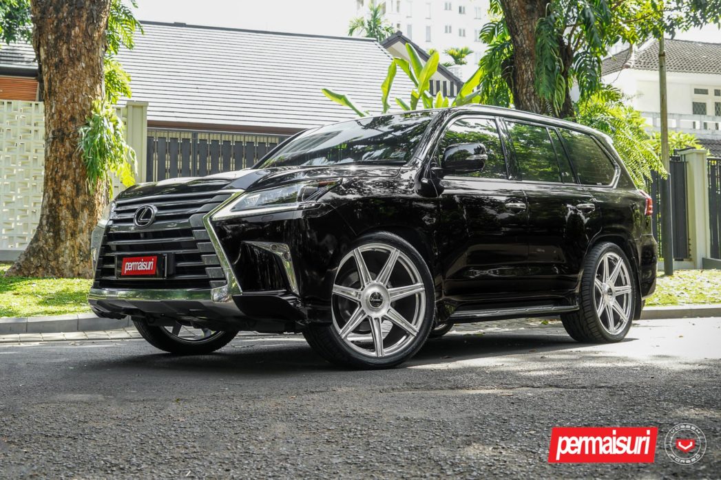 LEXUS LX570 - SERIES 17: S17-11 - Vossen Wheels