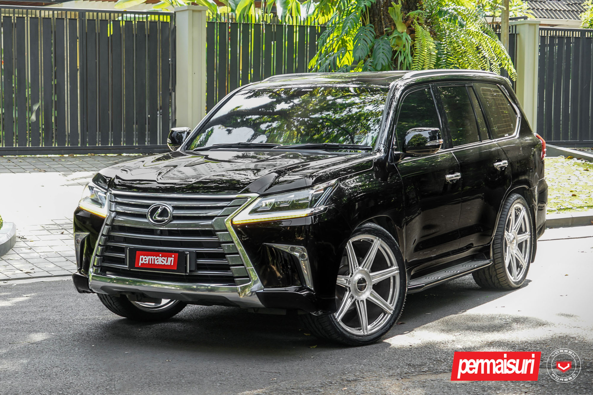 LEXUS LX570 - SERIES 17: S17-11 - Vossen Wheels