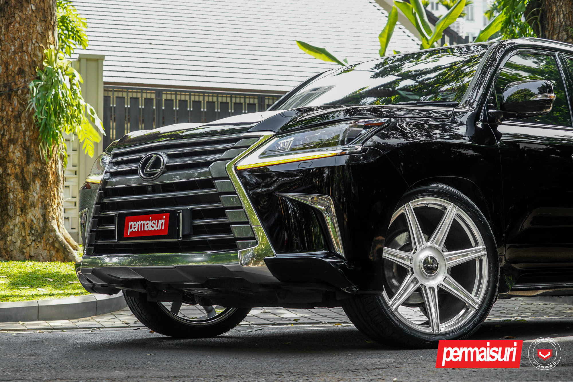 LEXUS LX570 - SERIES 17: S17-11 - Vossen Wheels