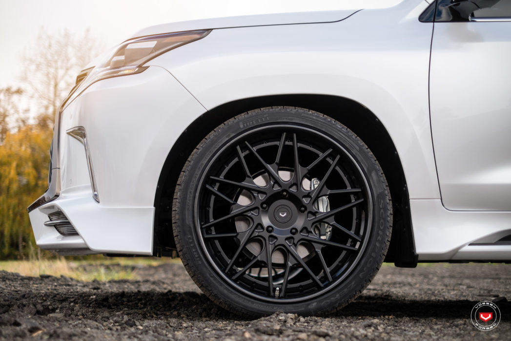 LEXUS LX570 - SERIES 17: S17-07 - Vossen Wheels