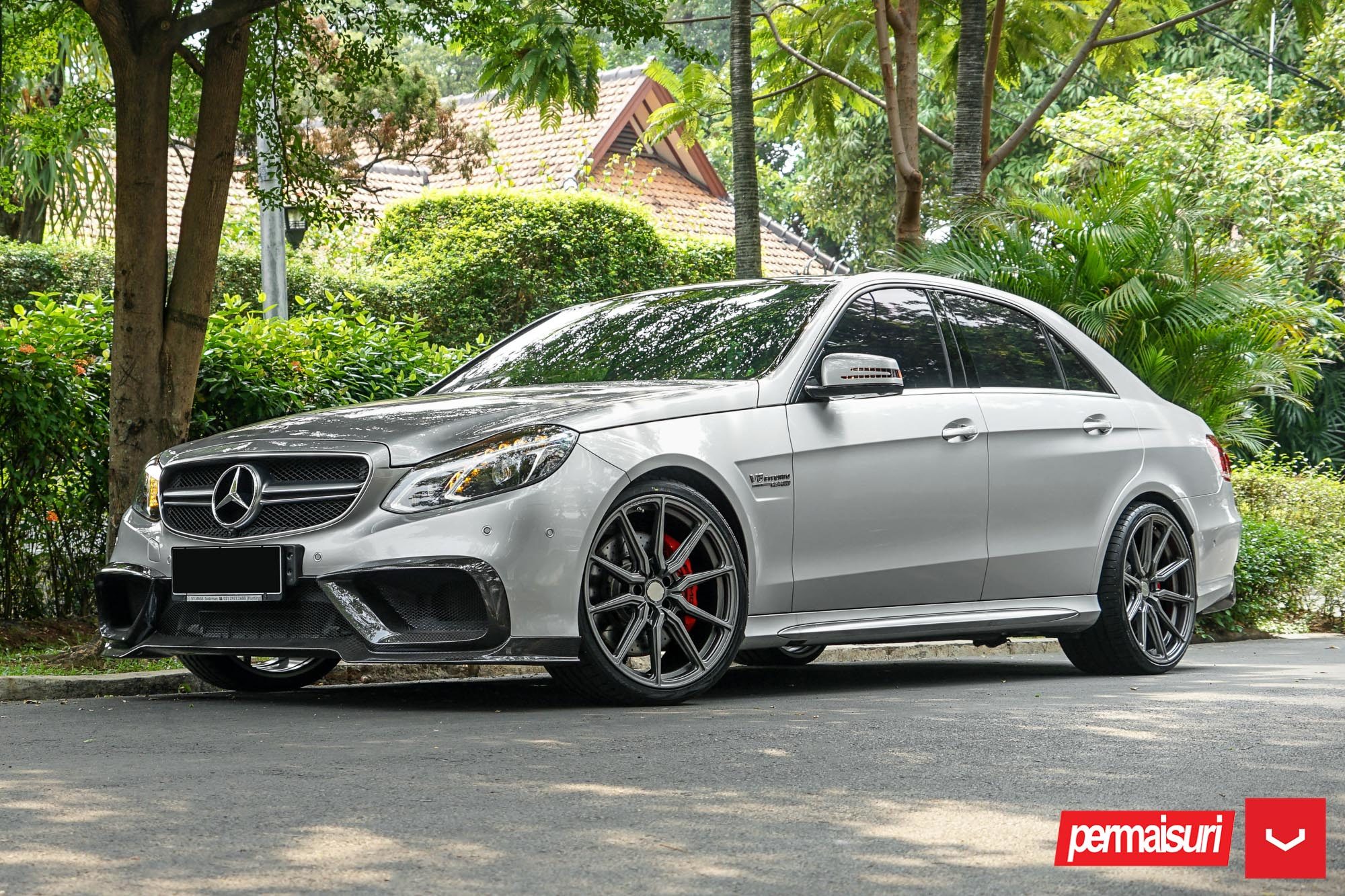 MERCEDES-BENZ E63 - HYBRID FORGED SERIES: HF-3 - Vossen Wheels